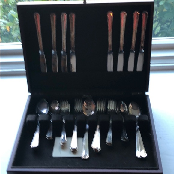 Oneida | Dining | Silver Plated Service For 8 | Poshmark